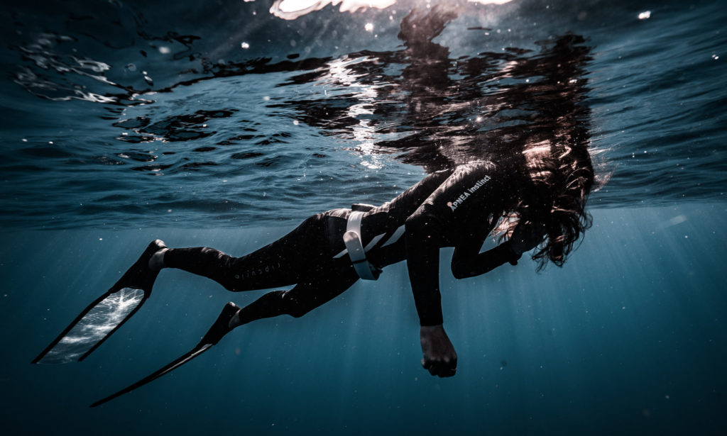 girls who freedive - ocean minded